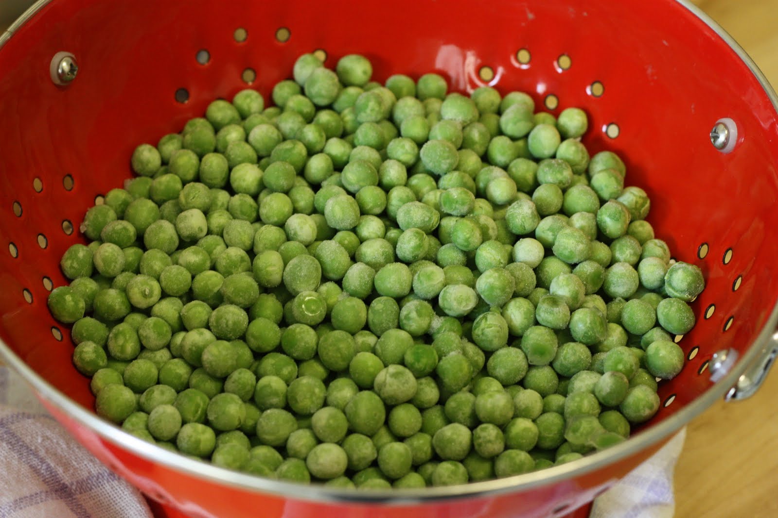 Les petits plats de Rose: Soupe glacée de petits pois au chèvre & basilic