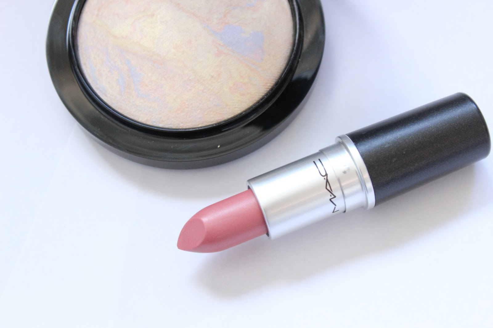 MAC Angel lipstick en highlighter Lightscapade | Inspiregirll