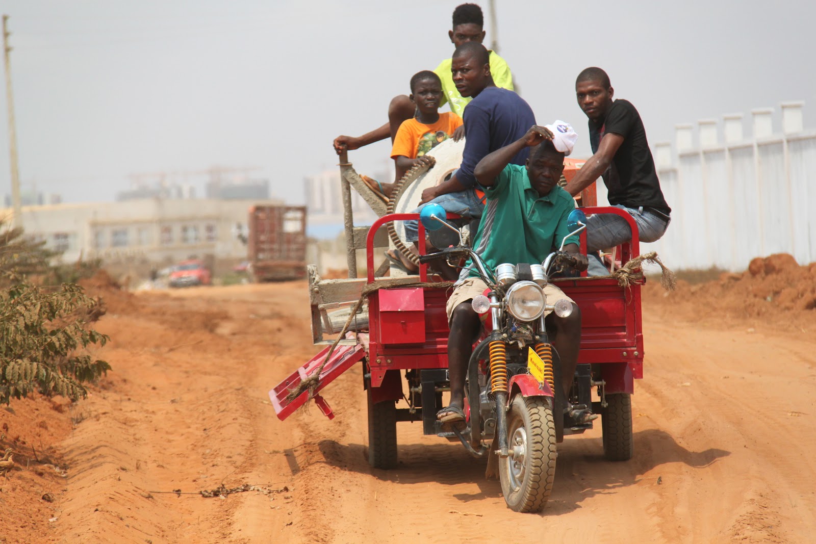 A ESTRADA DE CATETE, UMA FOTOGRAFIA DE ANGOLA!