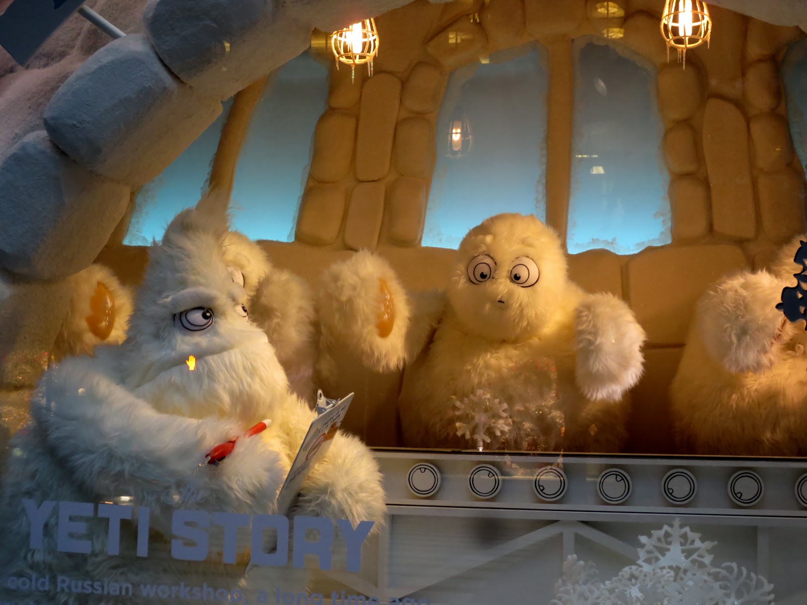 Big Apple Secrets: Saks Fifth Avenue :Yeti