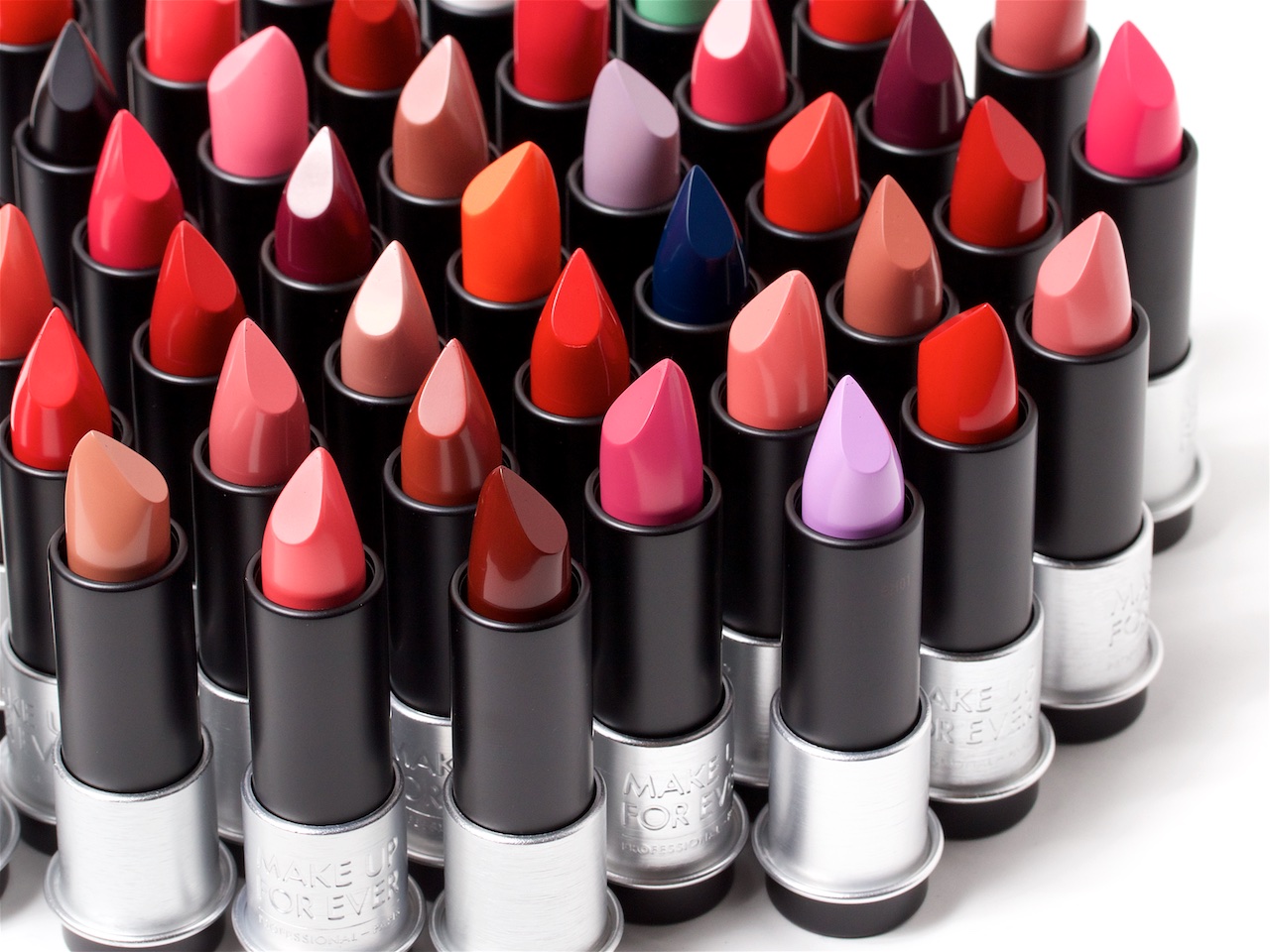 Make Up For Ever, la marque de maquillage indémodable - Les confidences ...