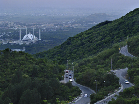 Explore the Beauty of Pakistan: 10 MOST FAMOUS CITIES OF PAKISTAN