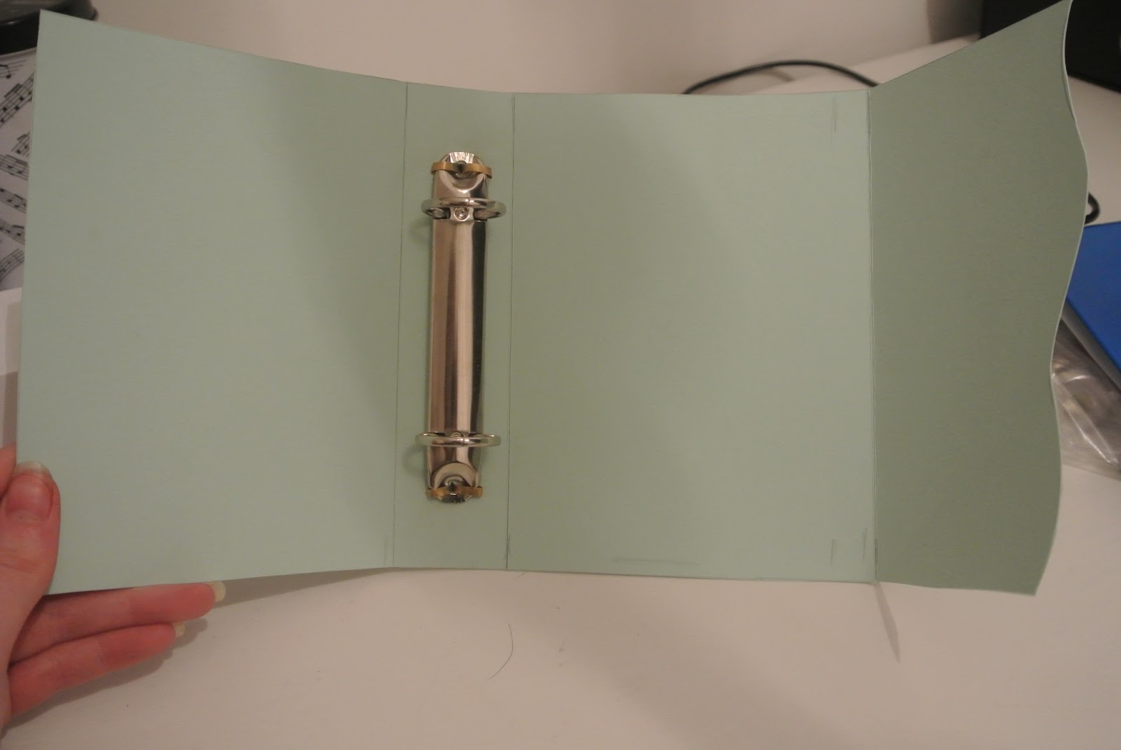 Make your own organiser binder (with printables!)