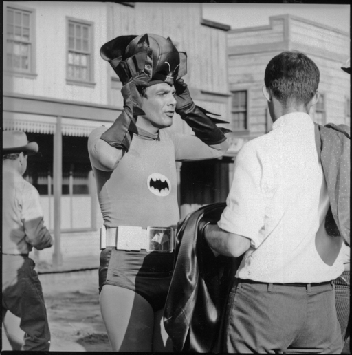 SpyVibe: BATMAN BOOK INTERVIEW