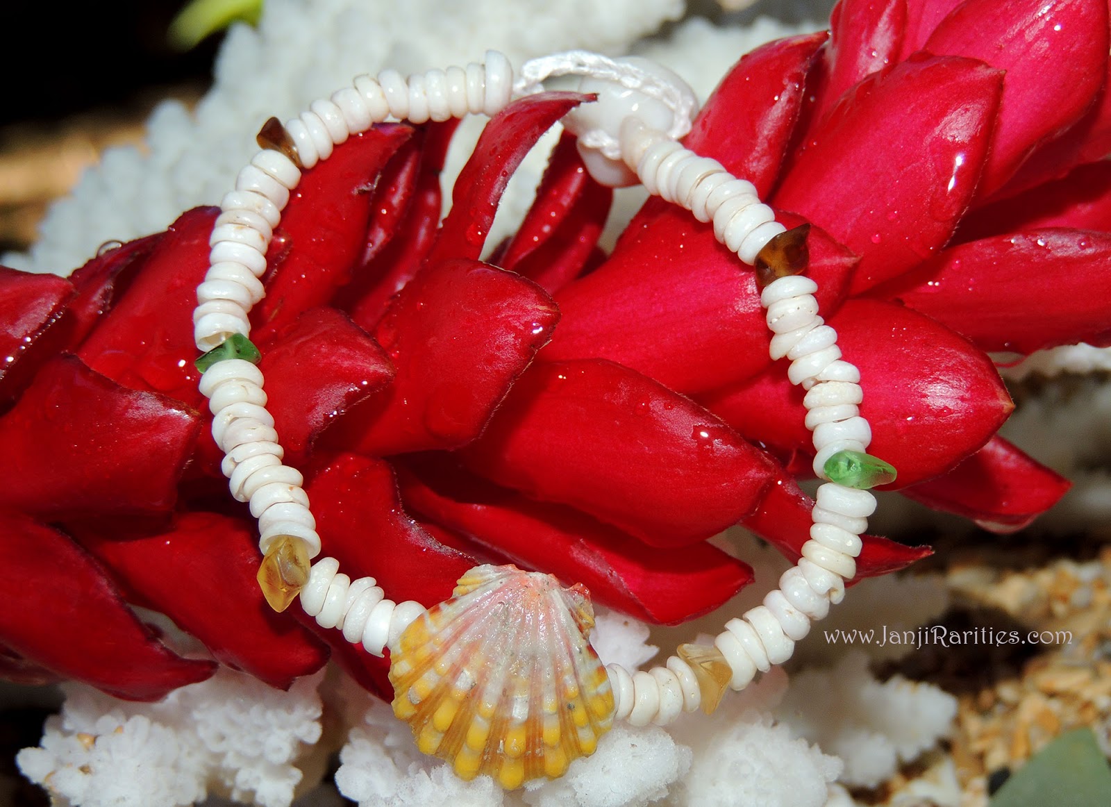 Kahelelani & Sunrise shell jewelry by.... Janjira: Hawaiian shell bracelet