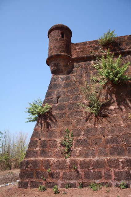 Team G Square: Corjuem Fort, Aldona, Goa