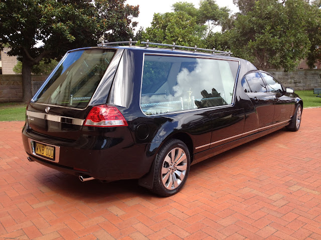 The Other Side Of Funerals: The Hearse - Telling them apart