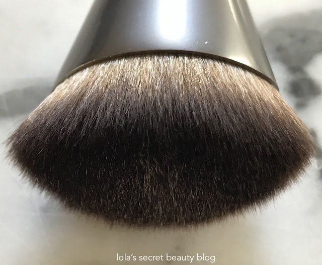 Lolas Secret Beauty Blog Ecotools Wonder Cover Complexion Brush Review