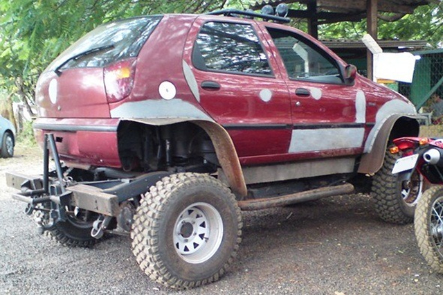 * Trilhas e Gaiolas: Palio Off Road