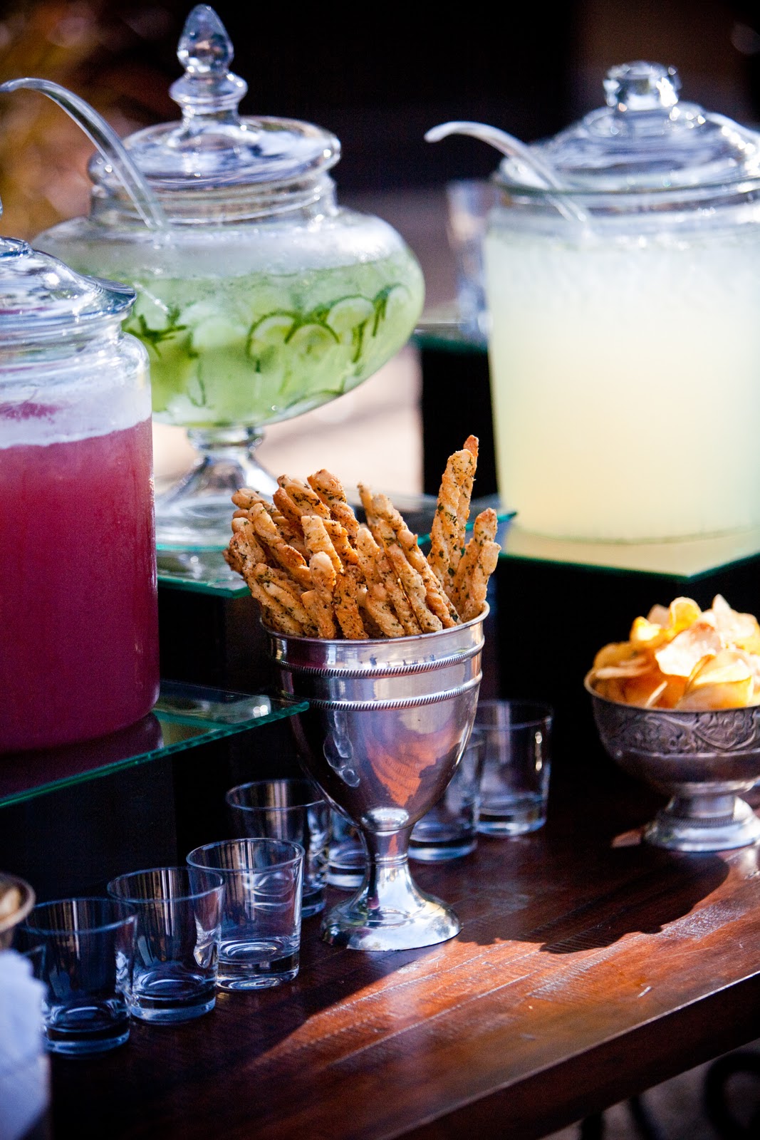 Specialty Beverage Stations & Signature Cocktails - Food Fun and Love