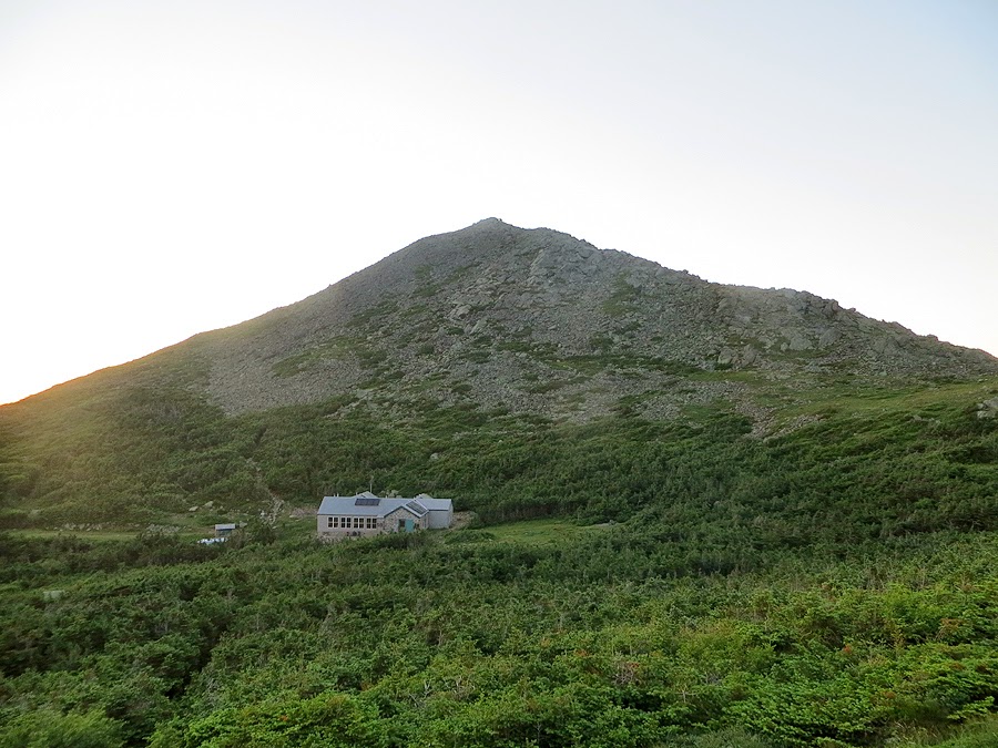 Hiking in the White Mountains: A.M.C. White Mountain Hut to Hut ...