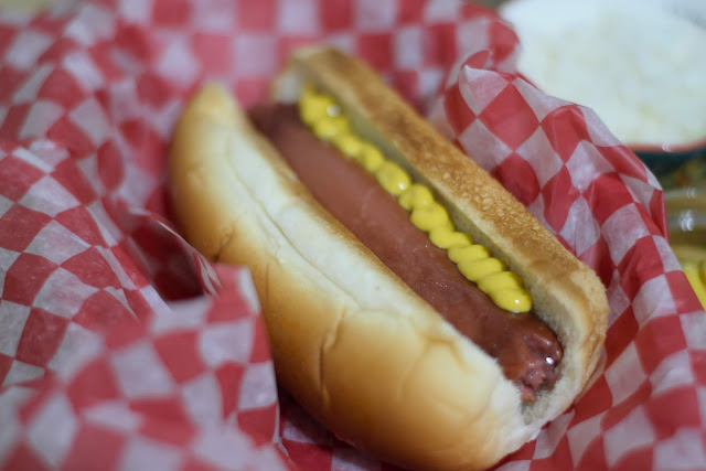 How to Make the Perfect West Virginia Slaw Dog - The Kitchen Wife