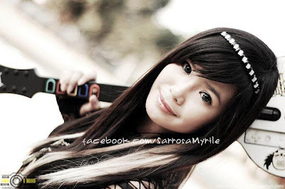 Showbiz News!: Showbiz News: Myrtle Sarrosa, Ang Cosplayer na Housemate ...