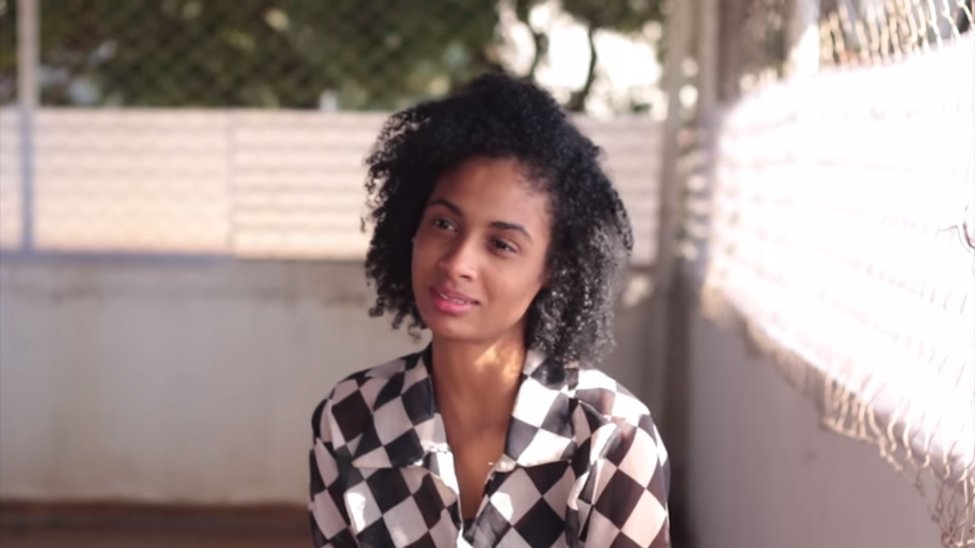 Stephanie Ribeiro fala sobre o ativismo virtual negro #NegroemFoco (Vídeo)