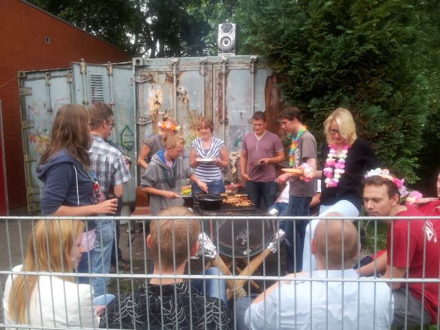 BEIJUMNIEUWS: 'N BBQ VOOR SCOUTINGCLUB DE VOERMAN