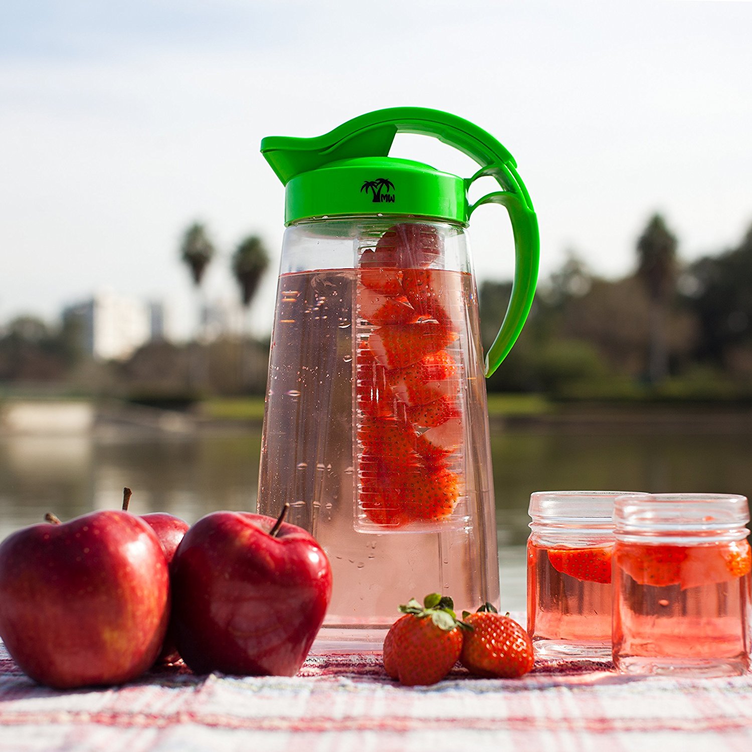 The Minister's Wife : A Fantastic Infuser Pitcher Fro Fruit Or Tea