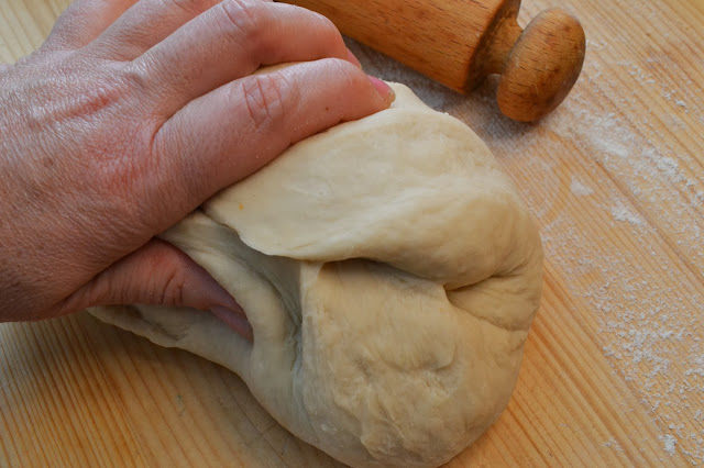 La creatività e i suoi colori: I cavallucci di Apiro: ricetta tipica ...