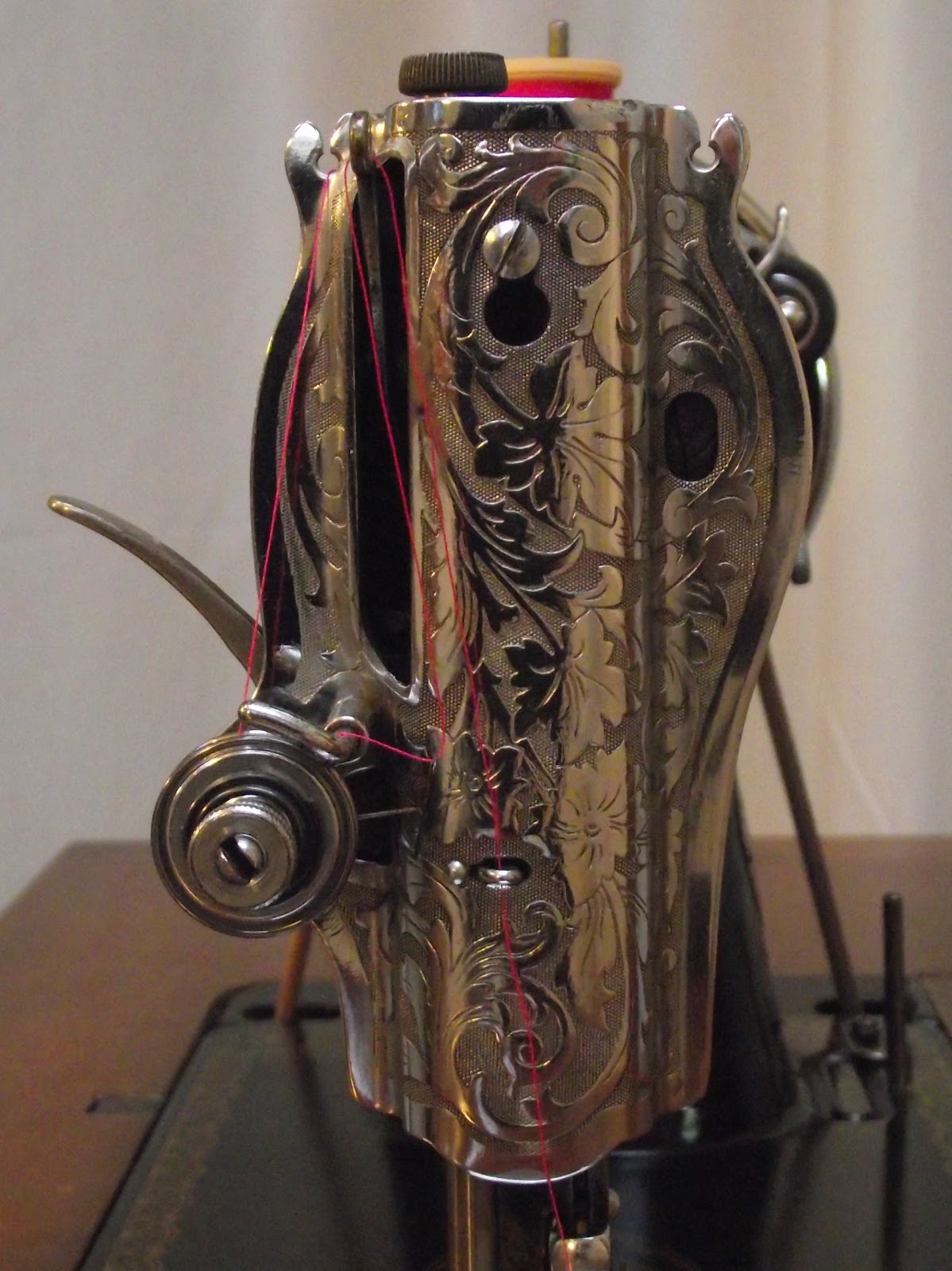 Lizzie Lenard Vintage Sewing: The Best Vintage Machine for Free Motion ...