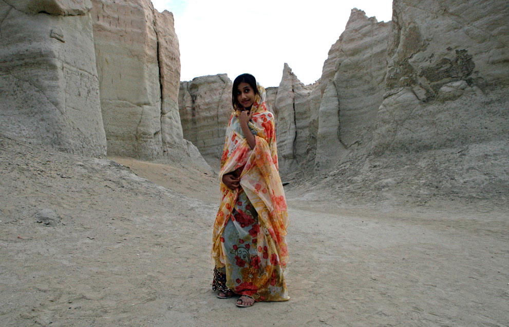 Traditional Cloths in The World: Traditional Hijab series