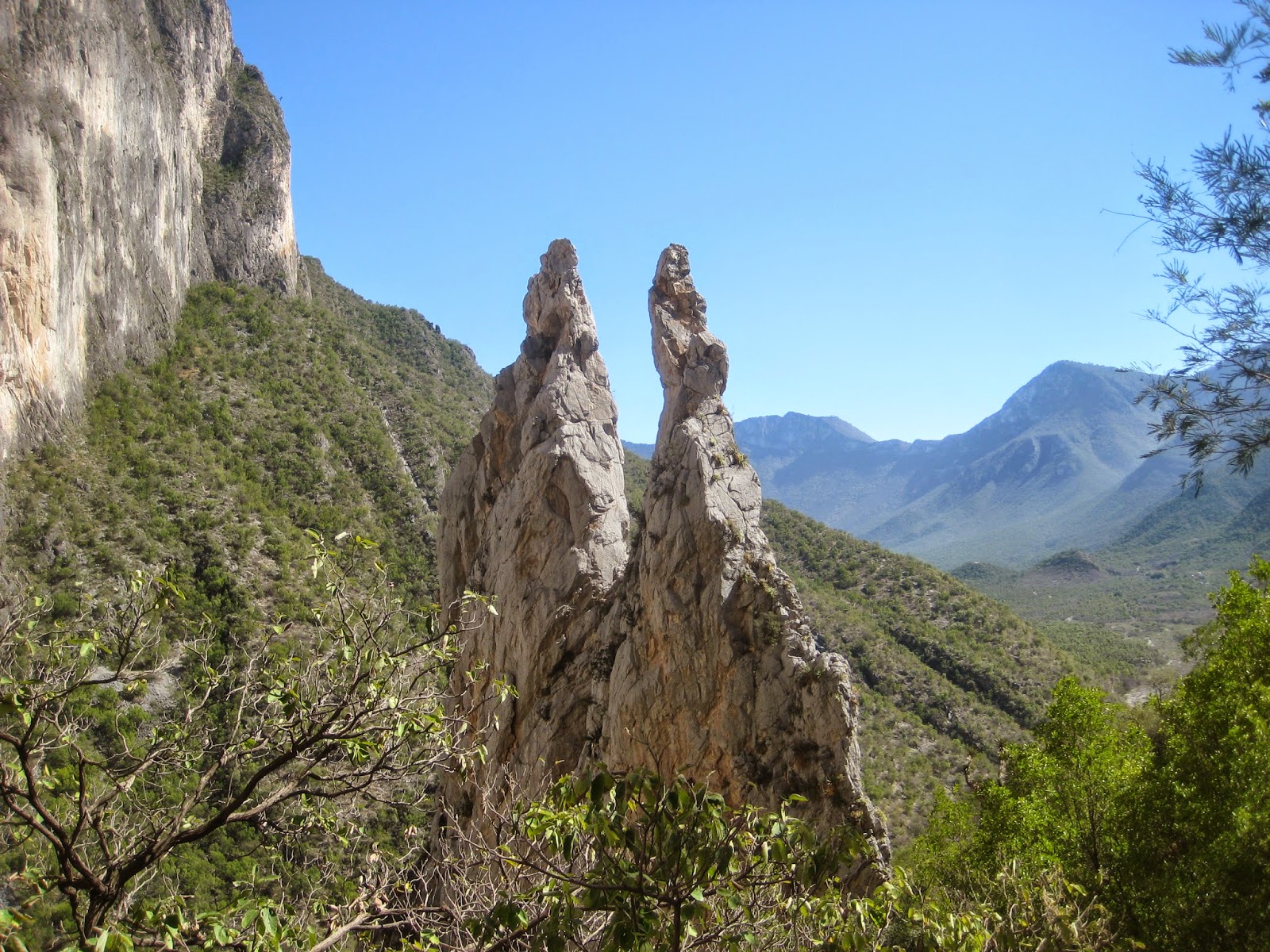 El Potrero Chico Guides: What is this El Potrero Chico Place?