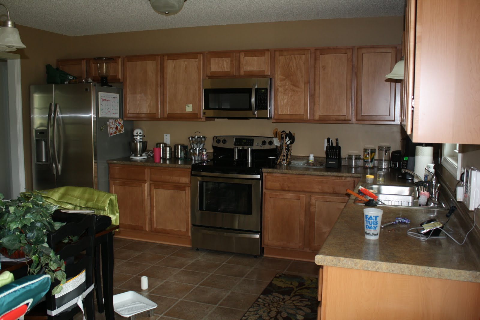 our family: Kitchen Complete!