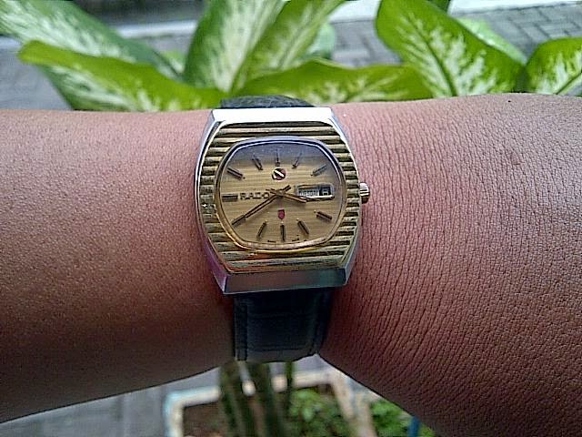 Jam tangan kuno antik dan MODERN: RADO TV SHAPE TEXTURE DIAL (TERJUAL)