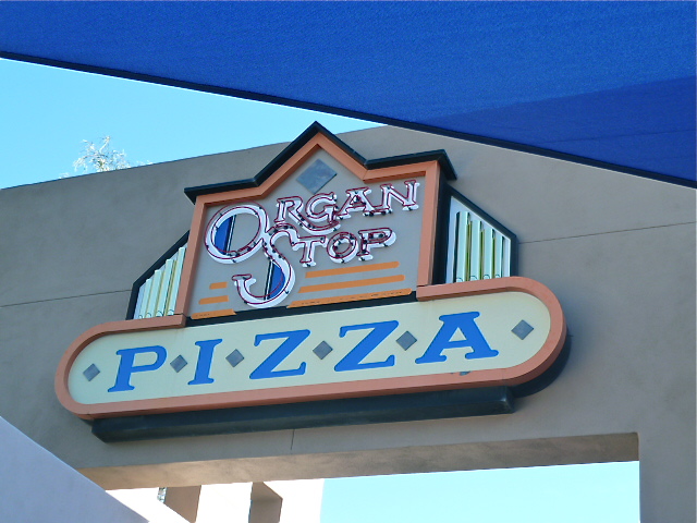 Where's Eldo?: Organ Stop Pizza in Mesa, AZ