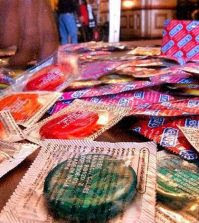 Jhayb Nadile Andrade 😄: Panindigan tungkol sa distribusyon ng condoms ...