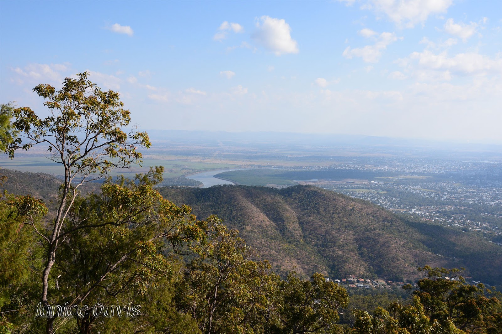 thoughts & happenings: View from Mt. Archer, Queensland