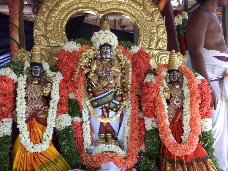 Tamilnadu Tourism: Ashtabujakaram (Sri Aadhikesava Perumal Temple ...