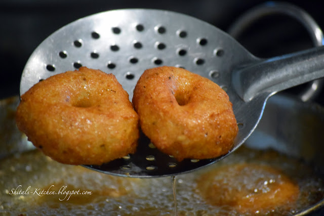 Shital's-Kitchen: Medu Wada
