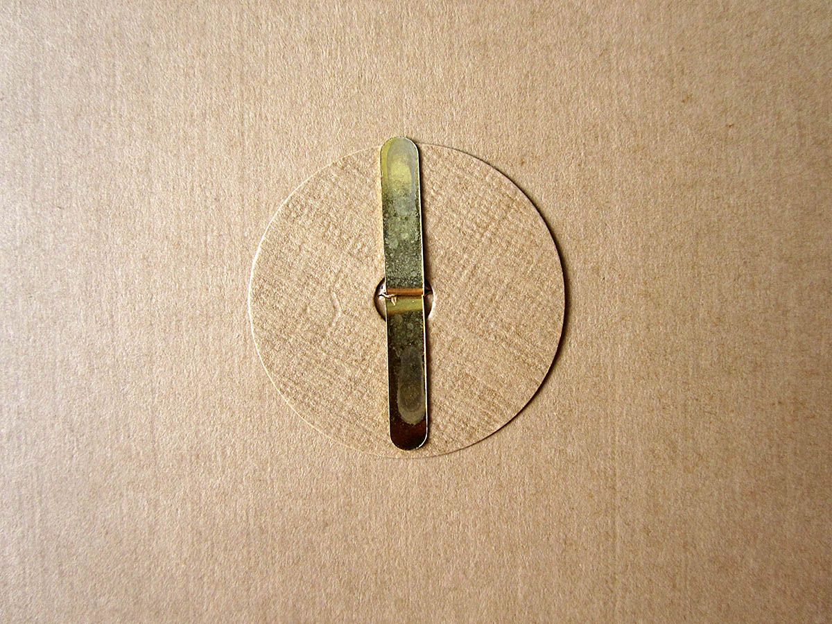 *ClayGuana: An Envelope With A Button String Closure - Tutorial