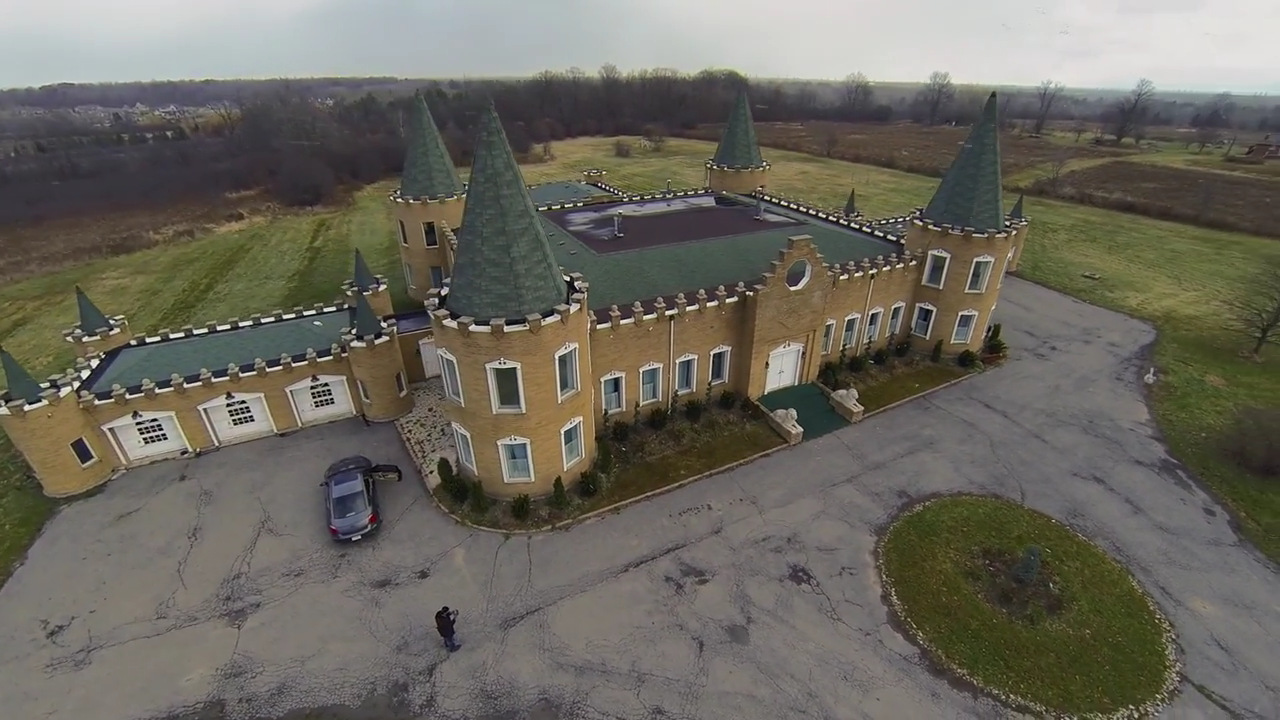 AHMADIYYA MOSQUE: Baitul Mahdi - Durham Oshawa, Ontario Canada