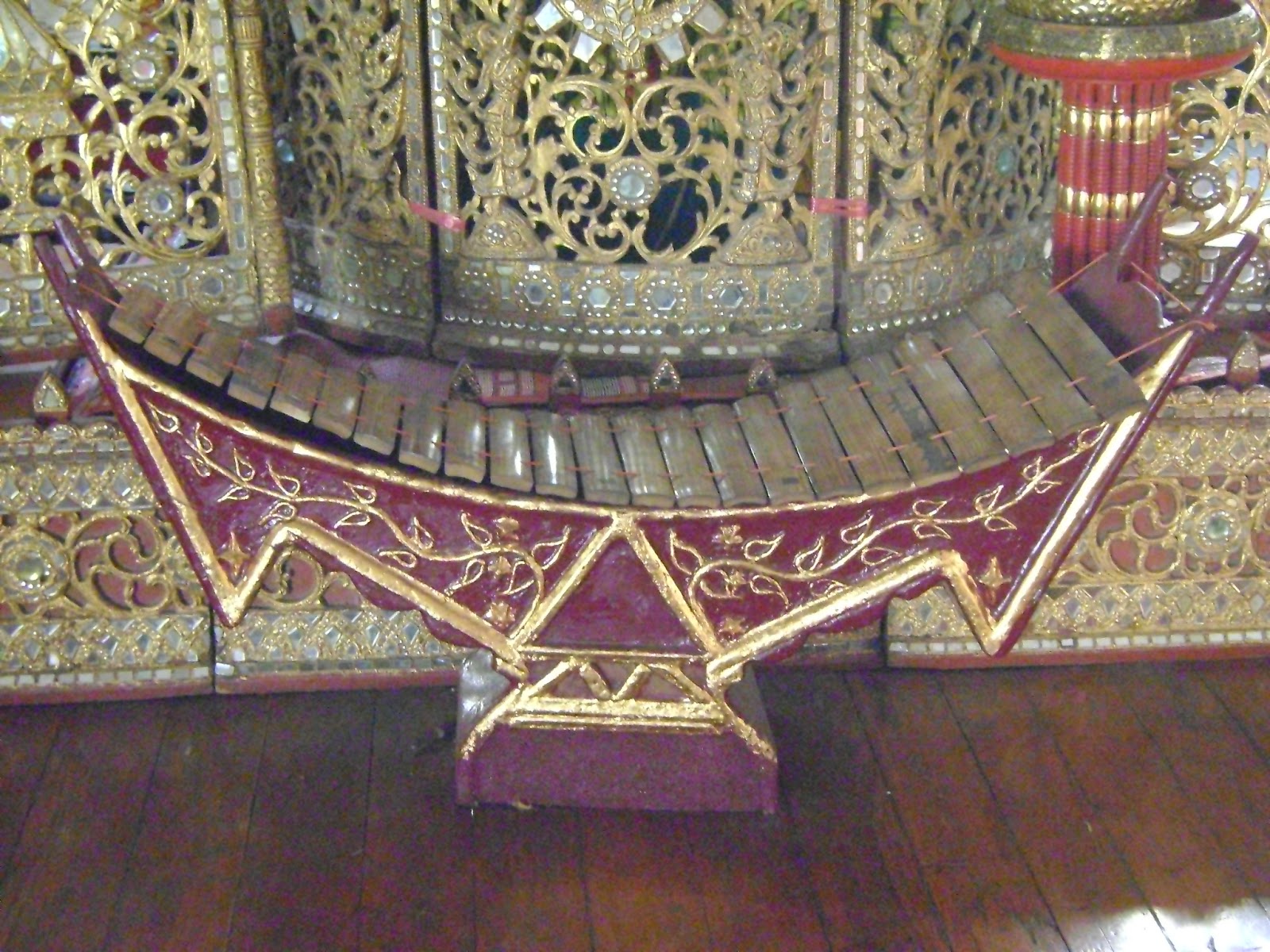 Aseanmusic+Thaimusic: Myanmar Saing Waing