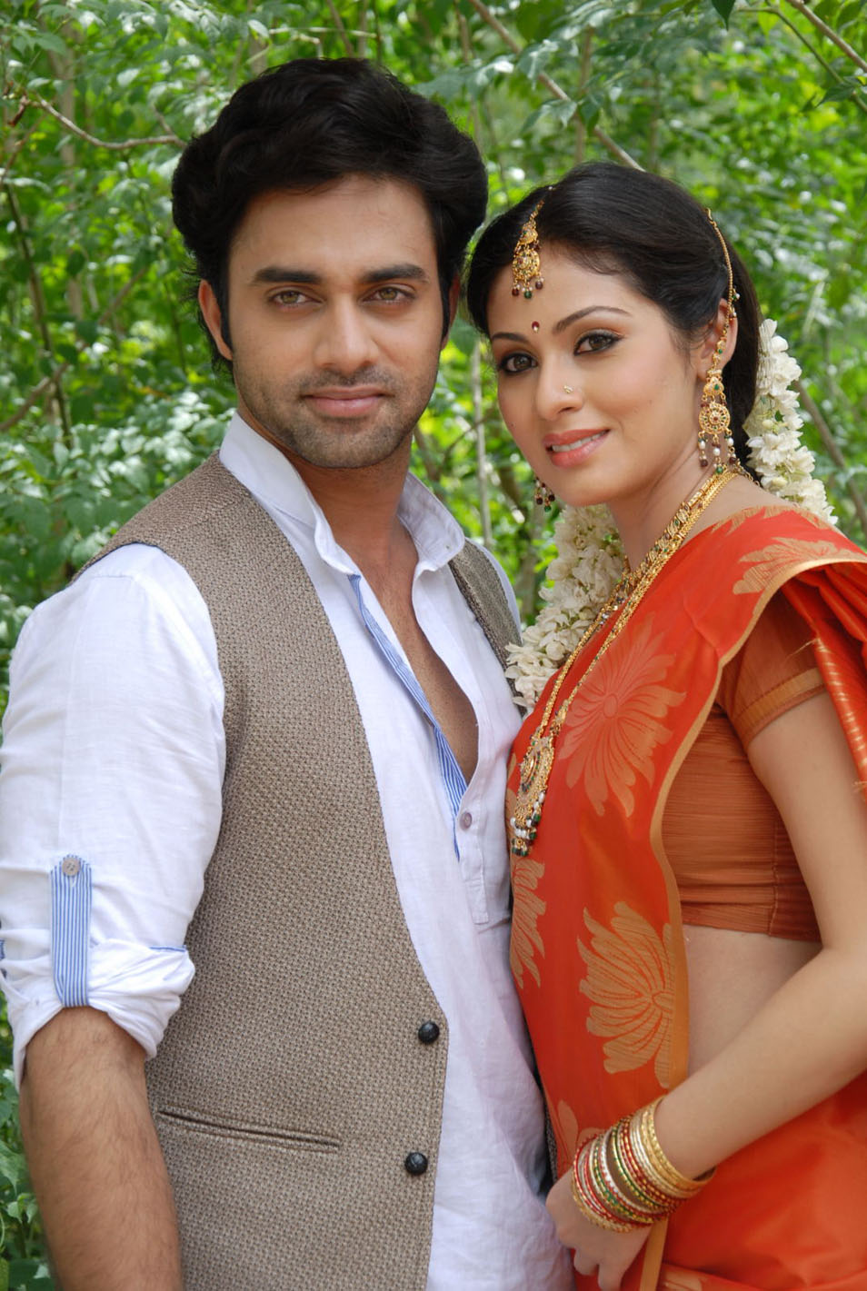 Latest Films News: Mythri Movie Stills - Navadeep,Sada