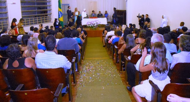 A FORMATURA DE BIANCA TOSCANO