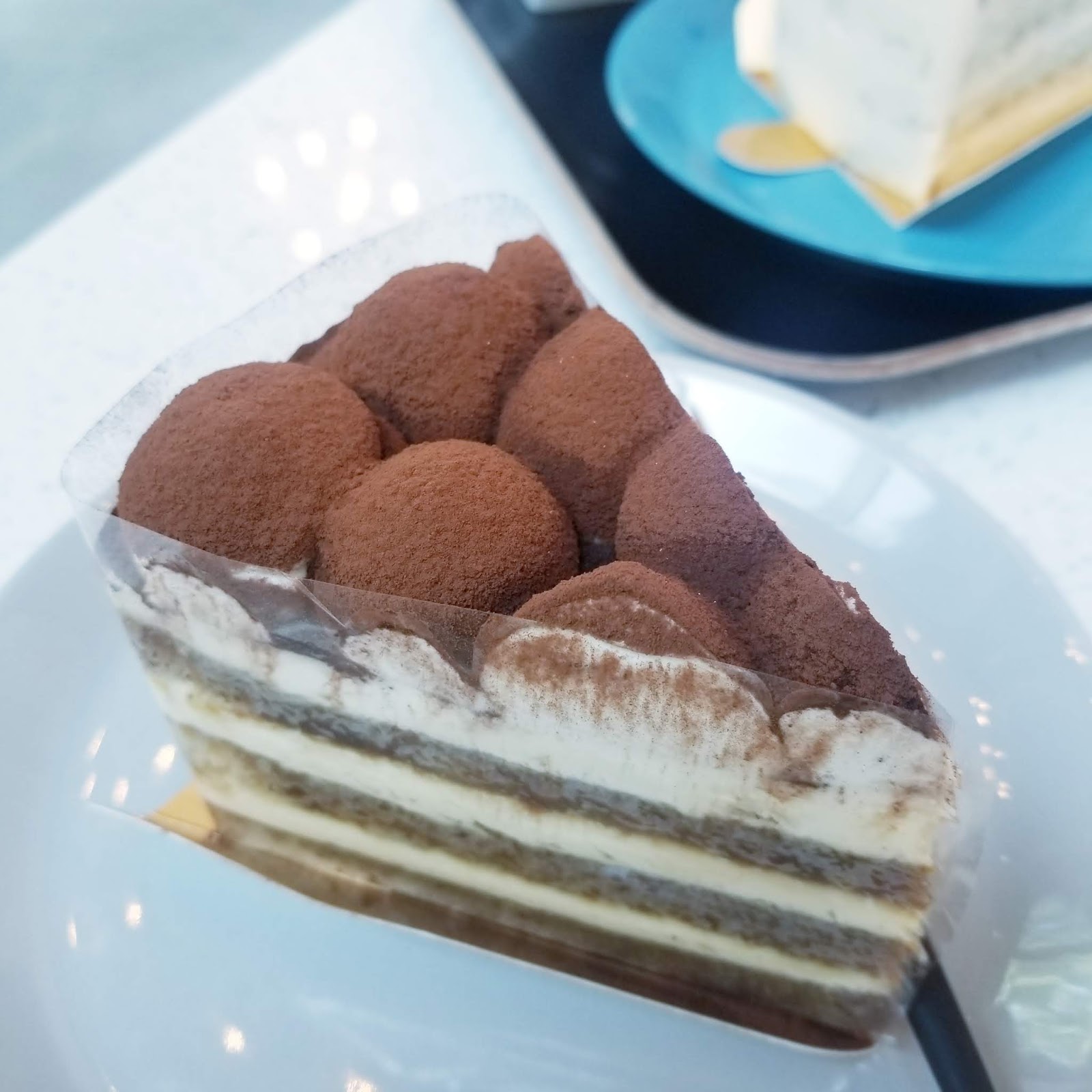 812 Cake & Dessert - Burnaby BC, Canada - chichicho~