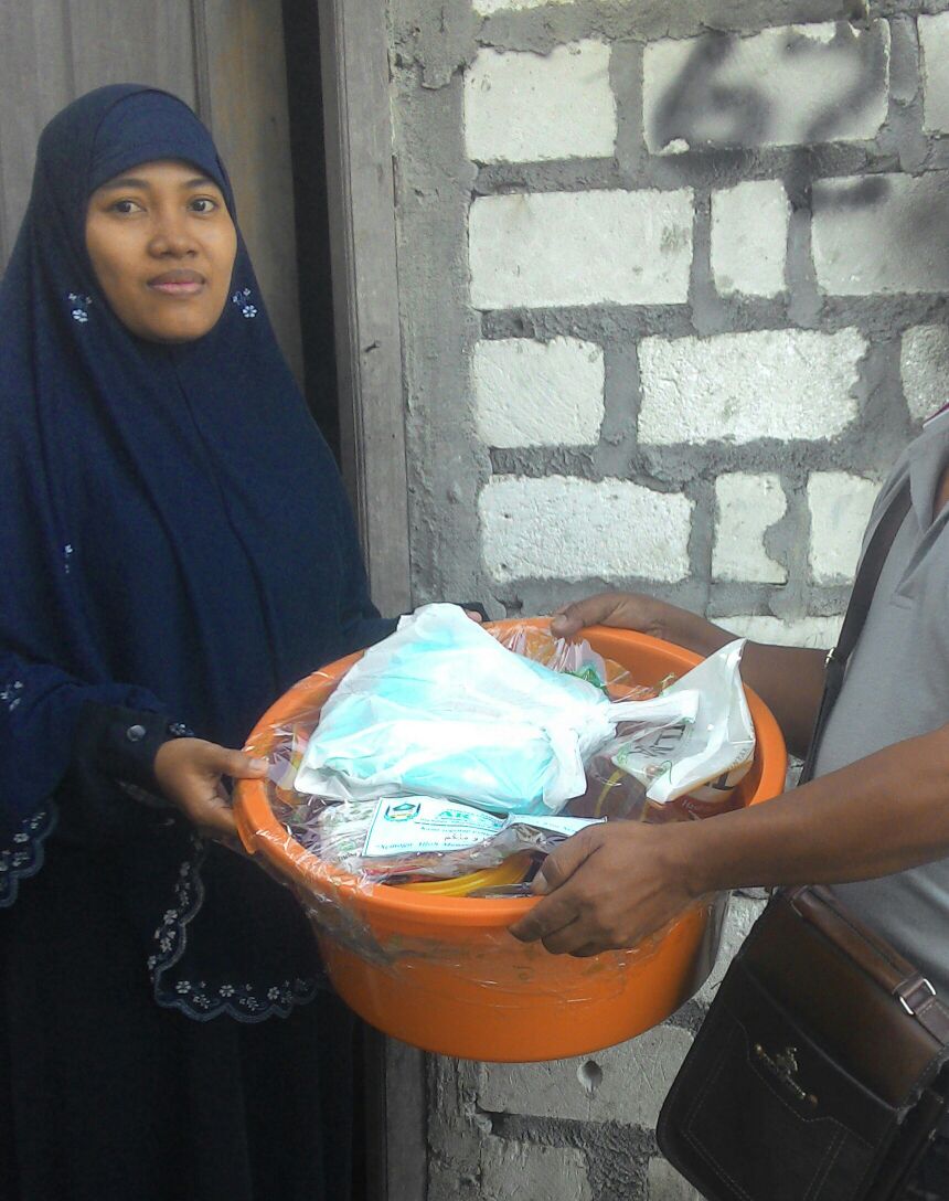 LPPU ARRAHMAH: LPPU ARRAHMAH TEBAR 25 PARCEL BUAT JANDA YANG BERHAK