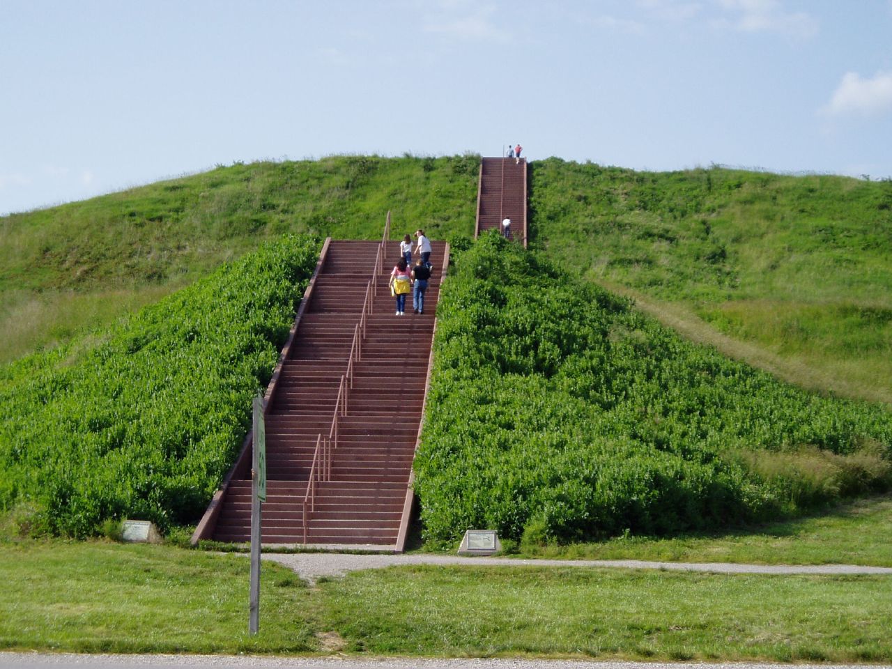 THOUGHTS ON ARCHITECTURE AND URBANISM: The Precolumbian city of Cahokia