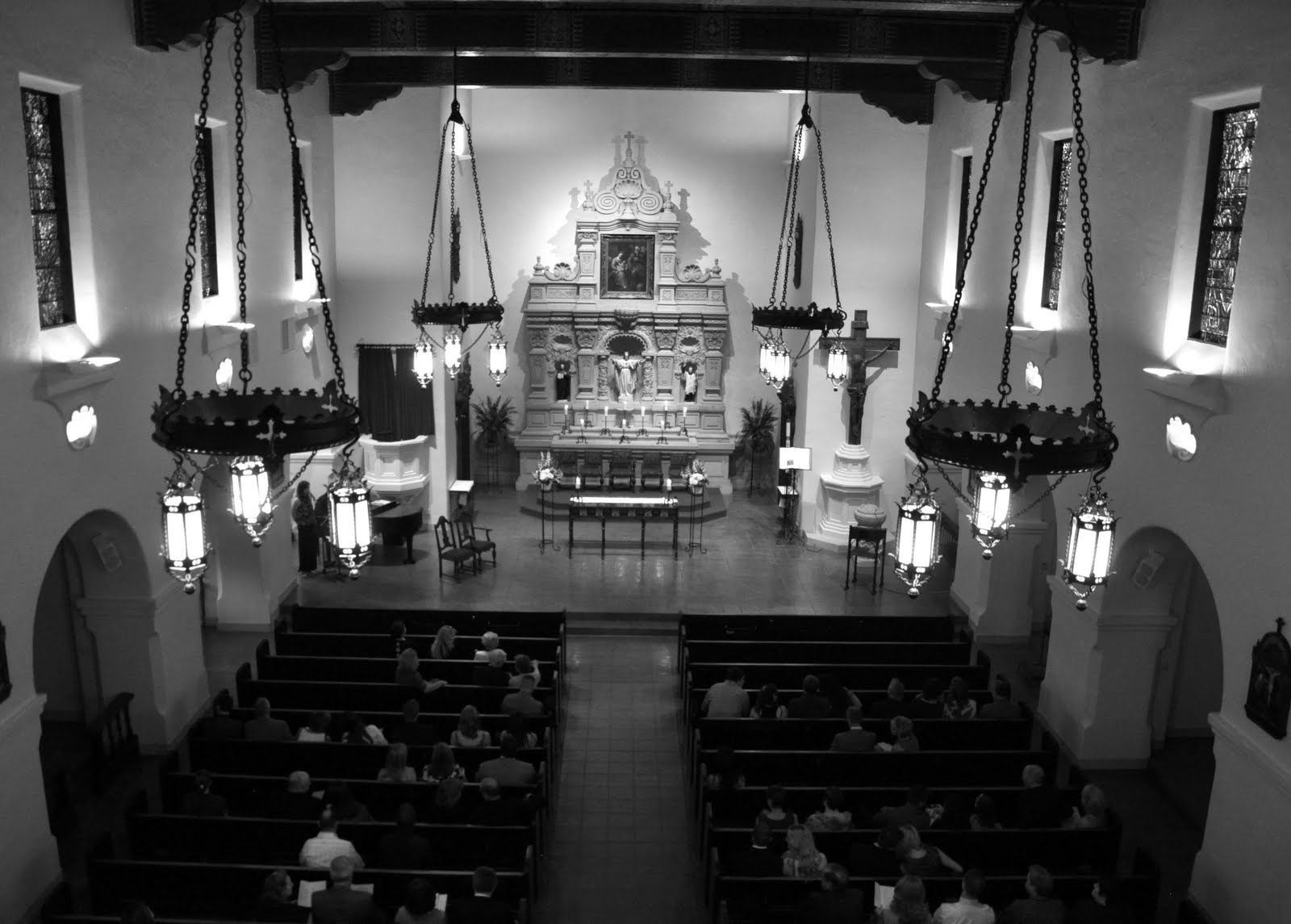 Photography by Jenn Wilson: Brophy Chapel Wedding