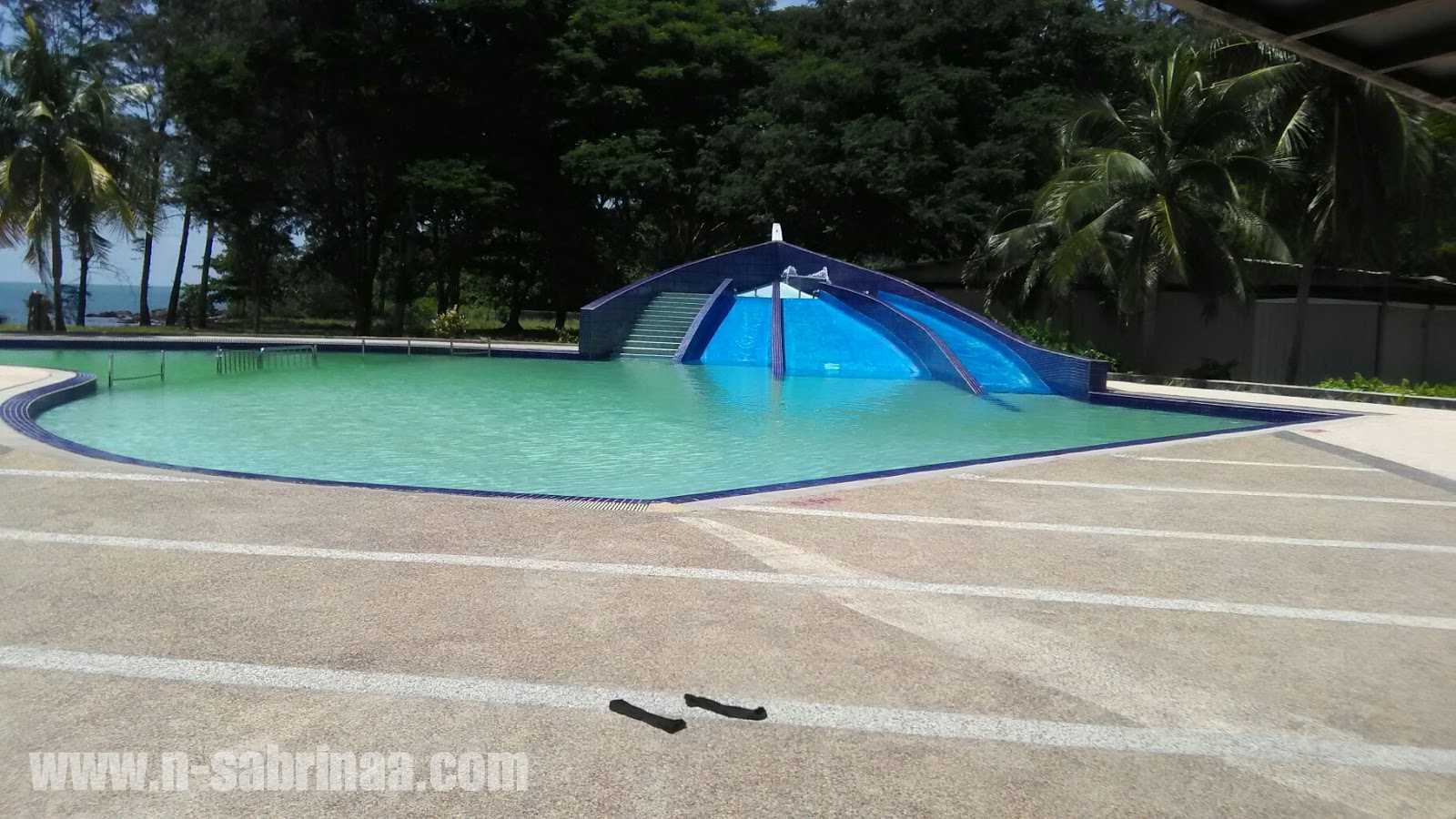 Pengalaman menginap di Bayu Balau Beach Resort, Tanjung Balau Kota ...