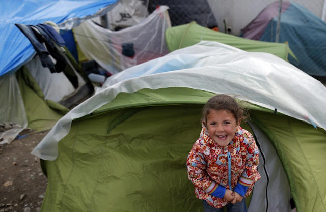 Very Beautiful and Cute Kids : Syrian Refugees