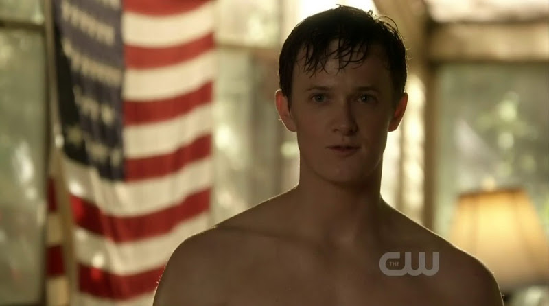 Ross Philips Shirtless in Hart of Dixie s1e19 - Shirtless Men at groopii