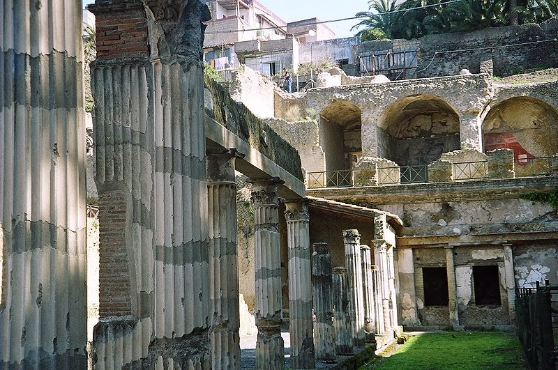 Mute the silence: Let's see, what happened in Pompeii and Herculaneum ...
