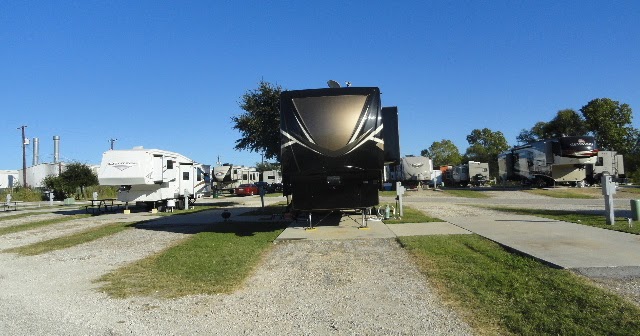 How to Love Where You Are and Eat Where the Locals Eat!!: RV PARK ...