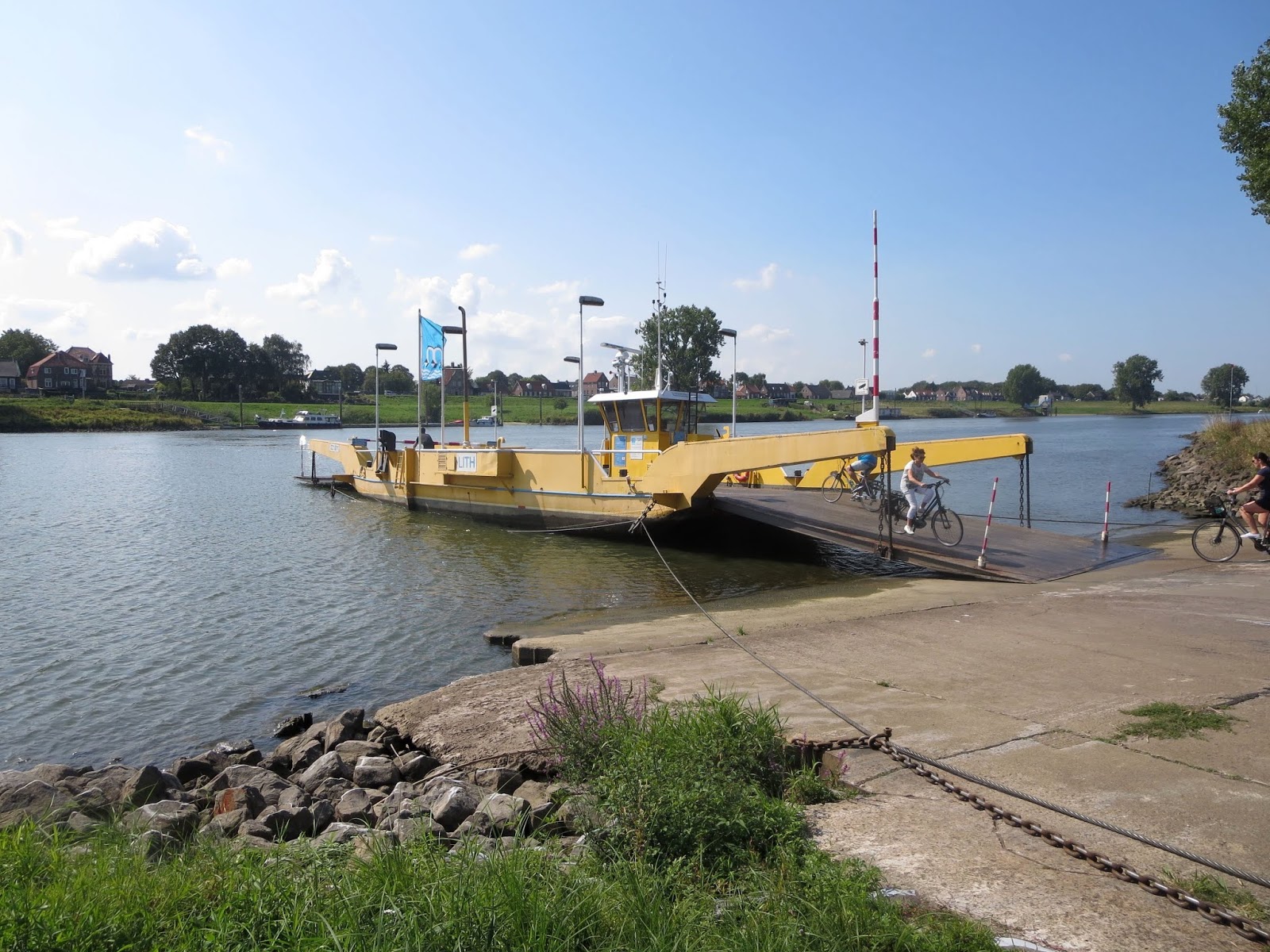 TOUR DE FRANS: Maastocht Ravenstein-Lith