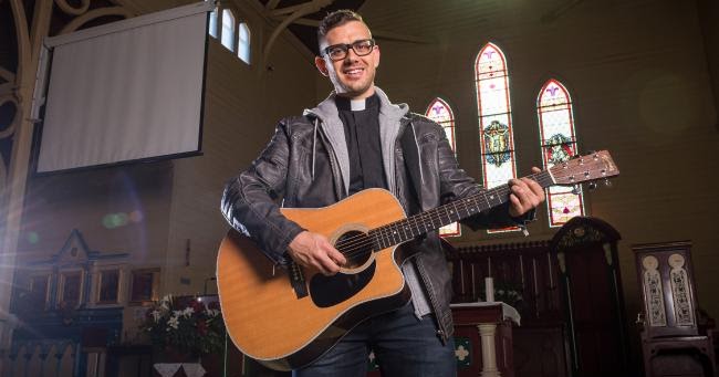Wow Amazing Electronic Music Video by Catholic #Priest Fr. Rob Galea to ...
