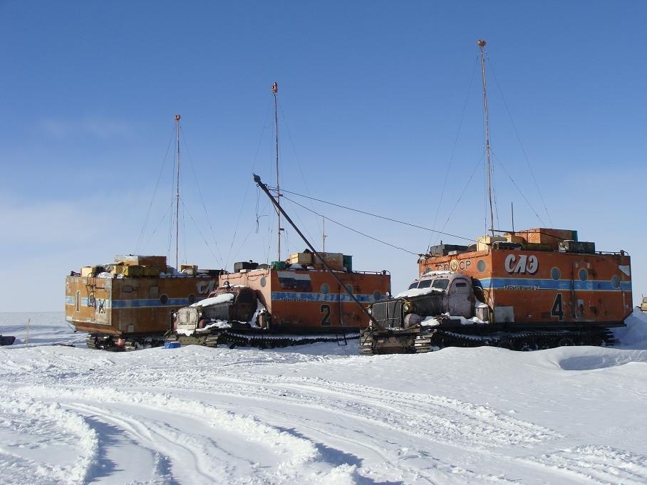 Gur Khan attacks!: 2018