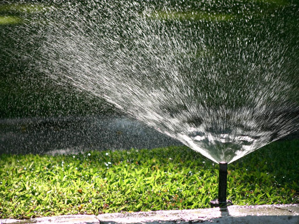 EL RIEGO: Riego por aspersión y difusión.