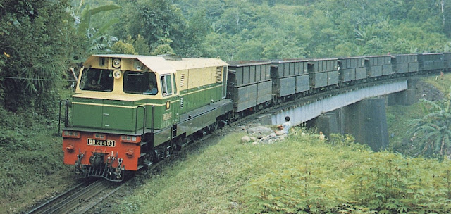 Arsip 76R: Lokomotif Disel Indonesia